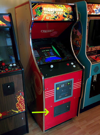 Japanese style coin door - Taito | Museum of the Game Forums