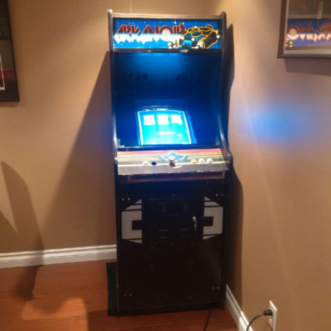 Arkanoid Into Classic Taito Cabinet | Museum of the Game ...